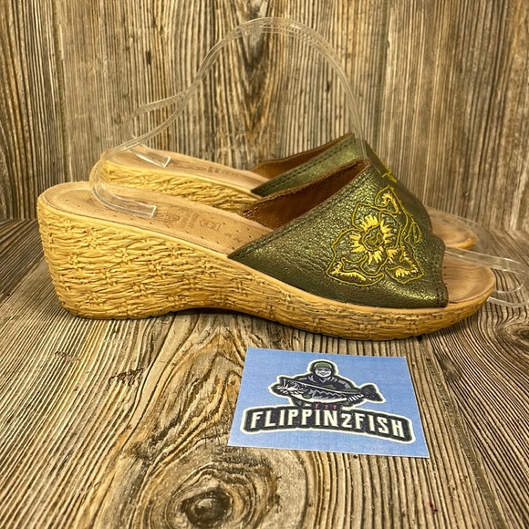 Fly Flot | Shoes | Fly Flot Italian Comfort Womens Slip On Sandals ...